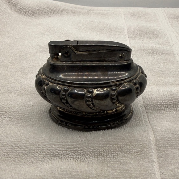 ronson crown | Dining | Vintage Ronson Crown Silverplated Table Lighter ...